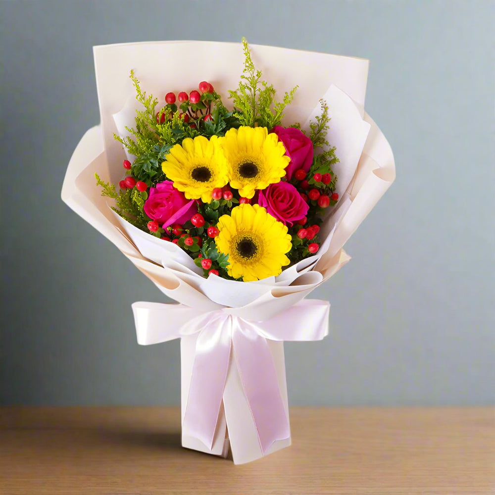 Shining Star Graduation Bouquet | Flower Delivery
